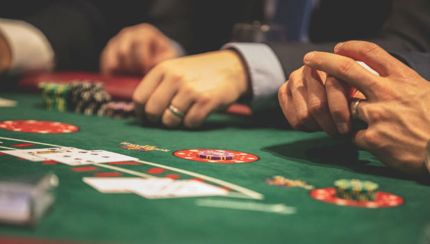 Beginner Guide To Counting Cards In Blackjack